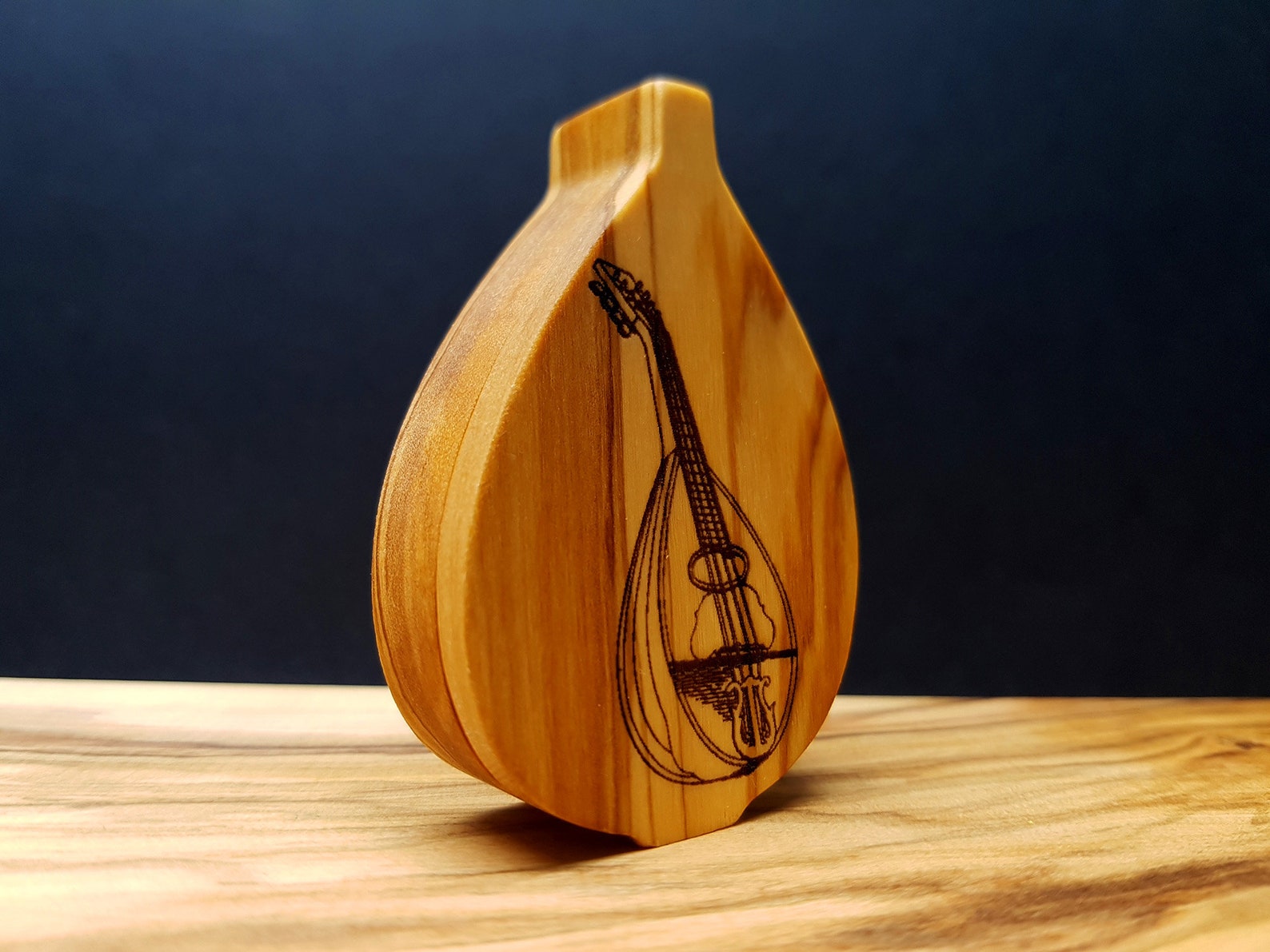 Personalized Olive Wood Mandolin Pick Holder, Handmade Plectrum - Etsy