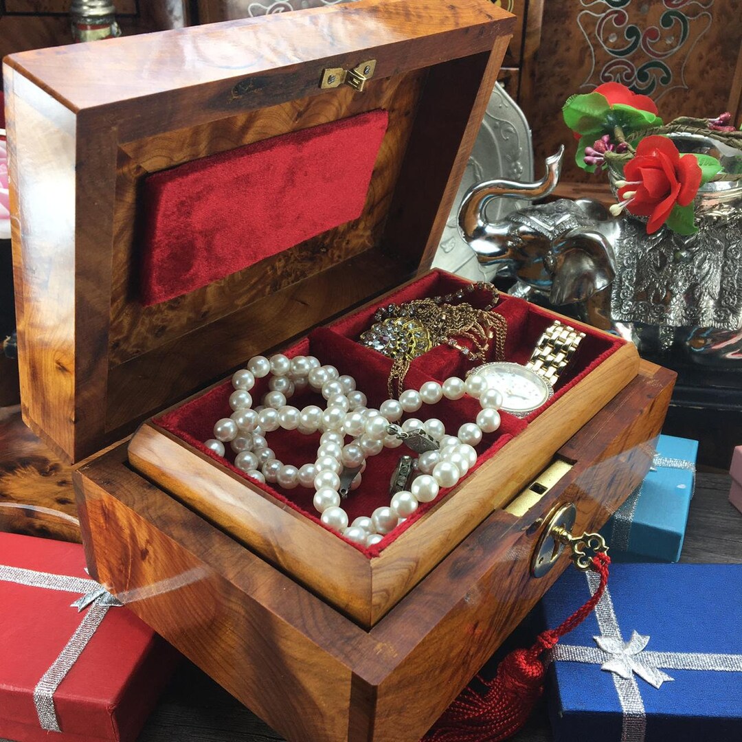 Lockable Wooden Lined Velvet Box, Thuya Burl Wooden Jewelry Box With ...