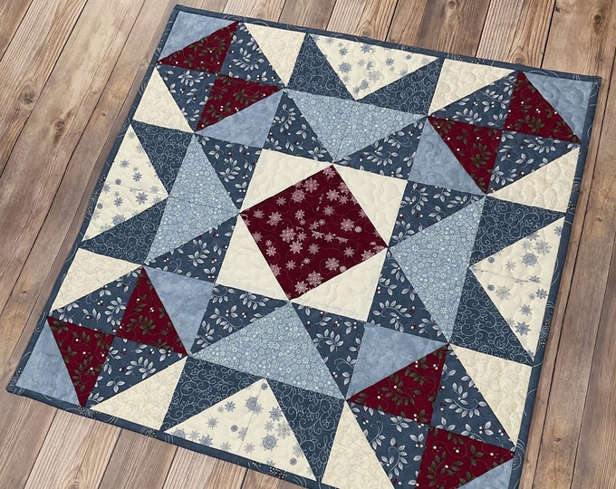 Square Expanding Star Quilted Table Topper / Walljanging, 24" - Etsy