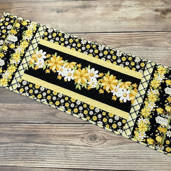 Bee Table Runner - Etsy