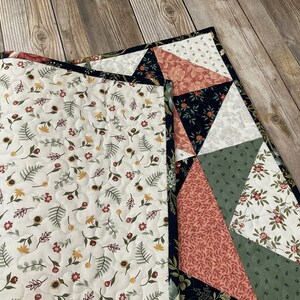 Expanding Star Rendezvous Quilted Table Topper / Wallhanging, 24 Square ...