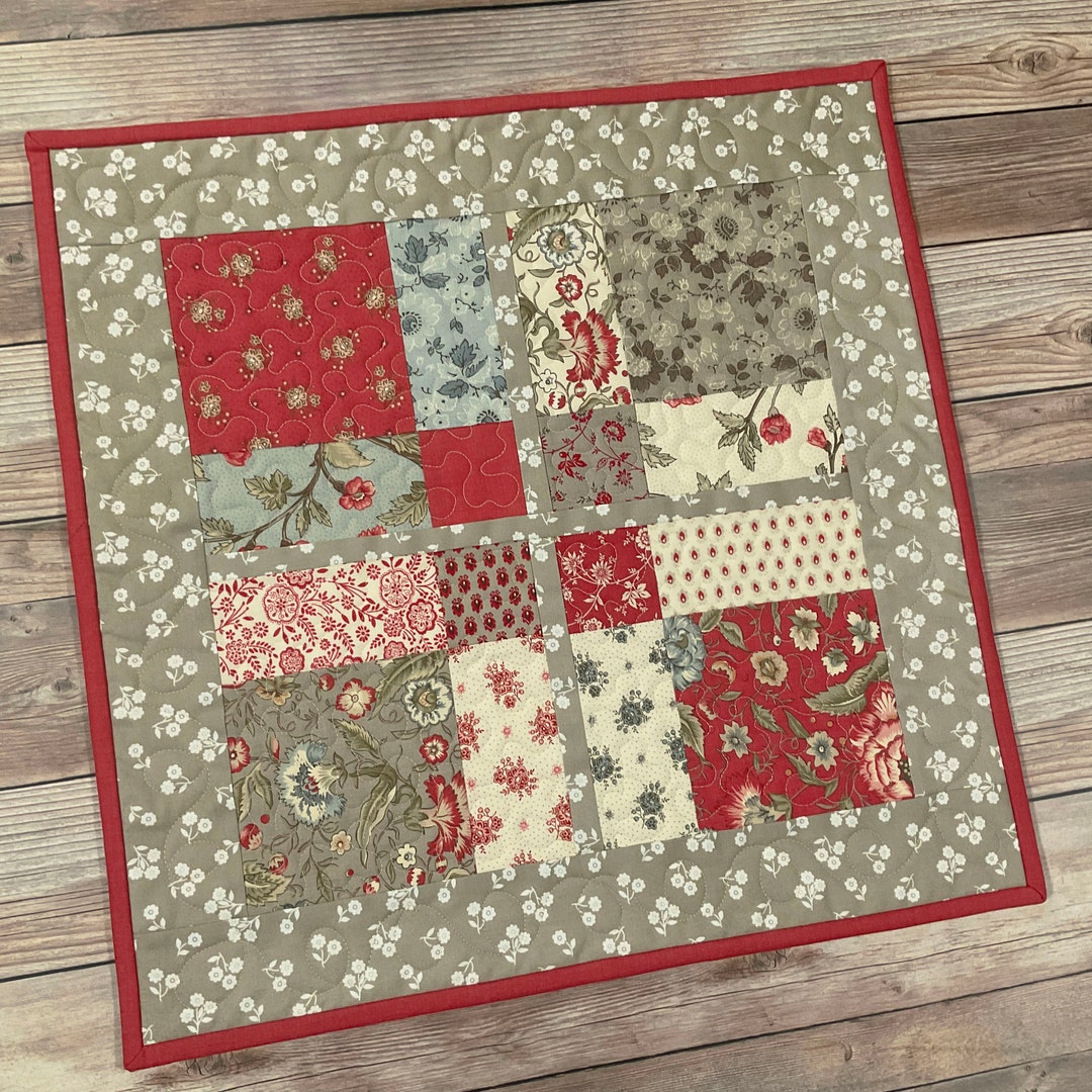 Small Quilted Scrappy Table Topper / Table Mat, 18 Square - Etsy