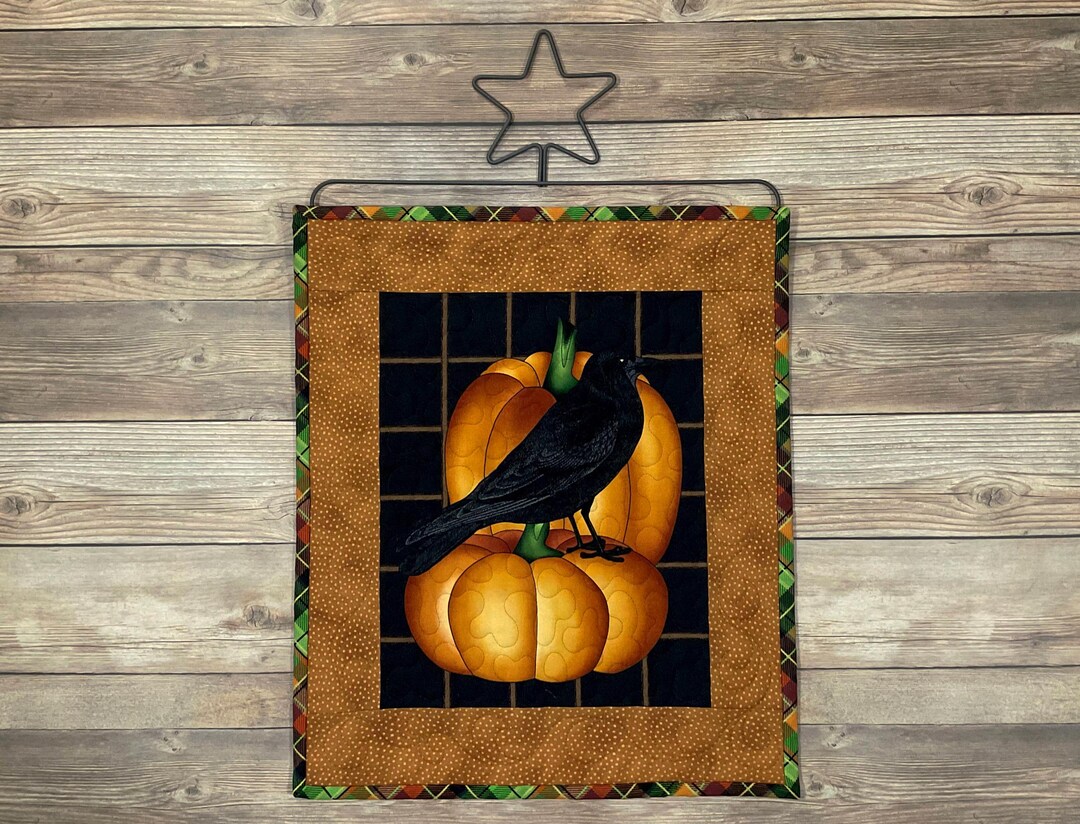 Small Fall Crow and Pumpkins Quilted Wallhanging With Star Hanger, 21 ...