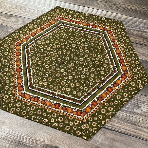 Quilted Table Topper - Etsy