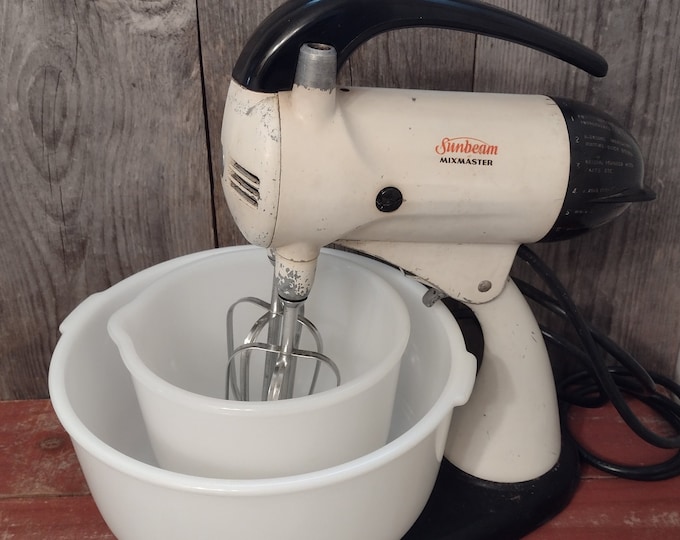 1950s Sunbeam Mixmaster Stand Mixer With Both Bowls and Beaters-sunbeam ...