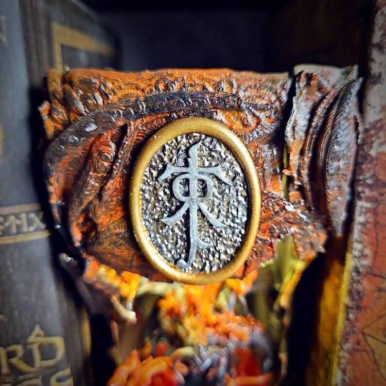 Balrog Book Nook, Lord of the Rings Decor, Middle-earth Bookshelf Insert, Moria Bridge Diorama ...