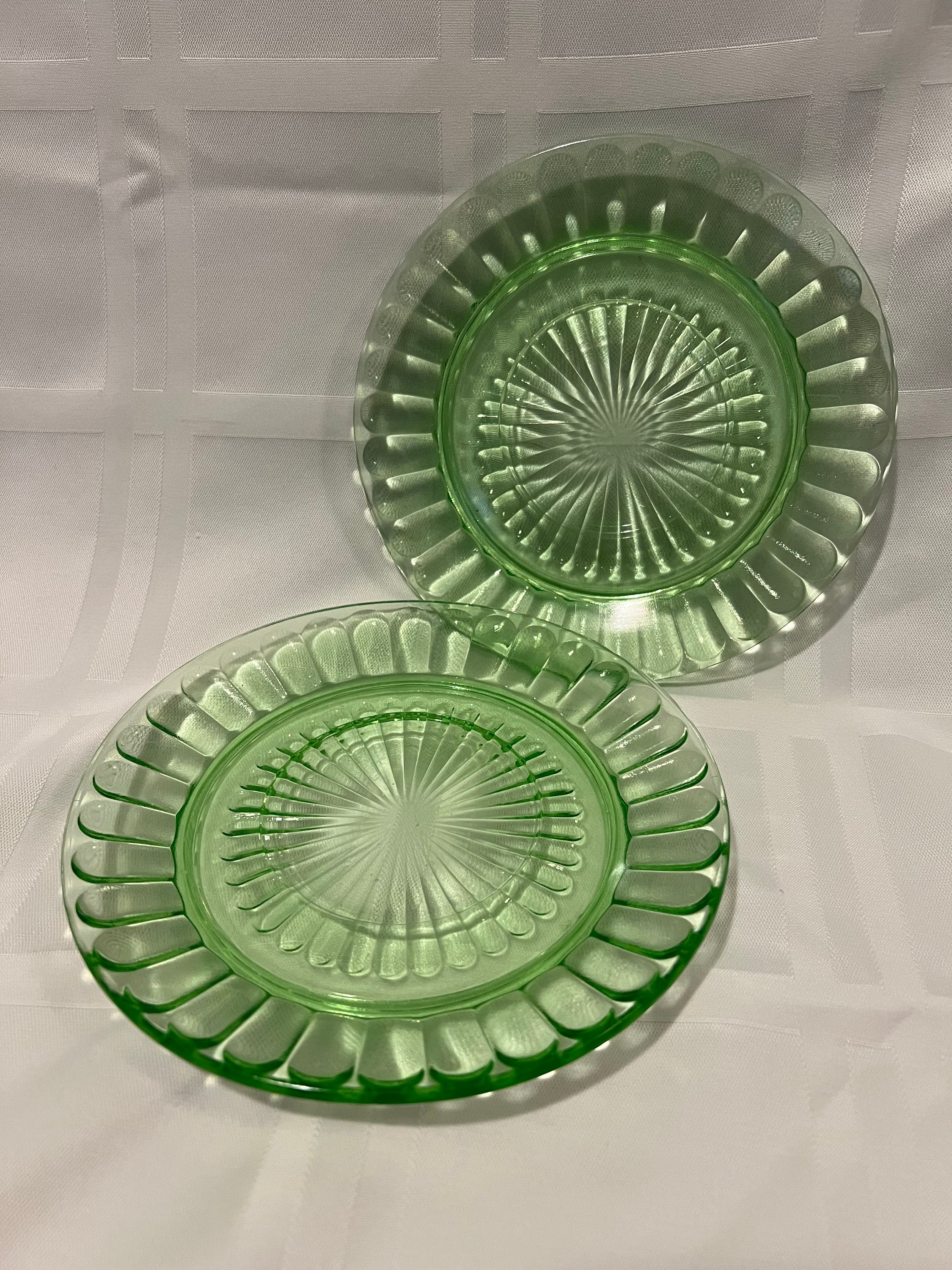 Green Depression Glass Set of 2 Plates - Etsy