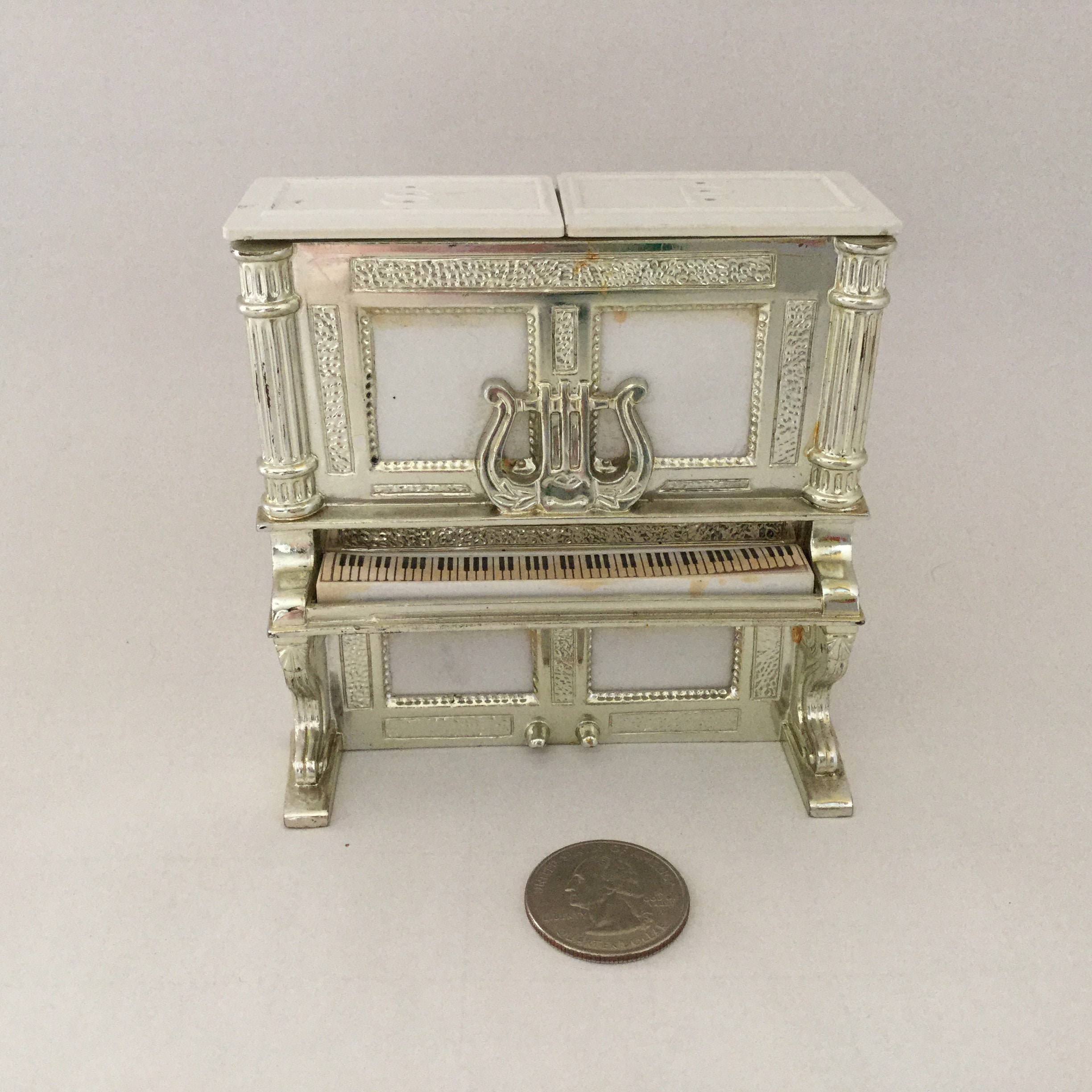 Piano Salt & Pepper Shaker Set | Etsy