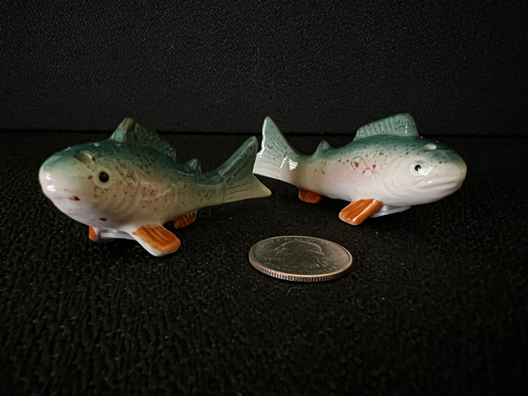 Vintage Fish Shaker Set - Etsy