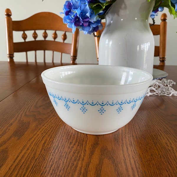 Pyrex Snowflake - Etsy
