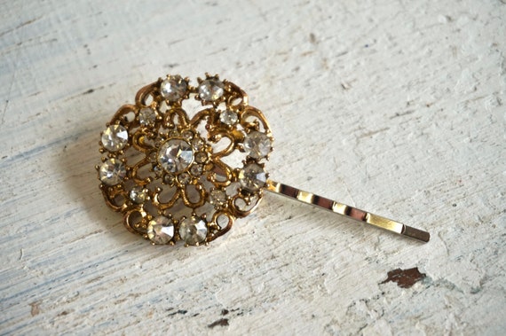 Rhinestone hair accessories store