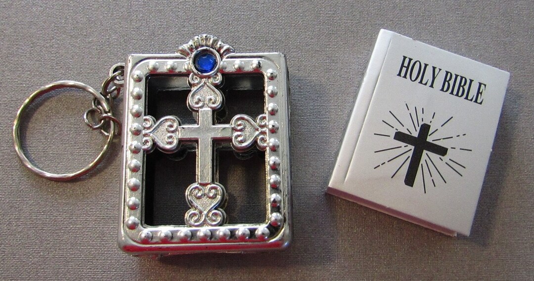 18 Inch Doll Miniature Bible Keychain W Blue or Red Jewel - Etsy