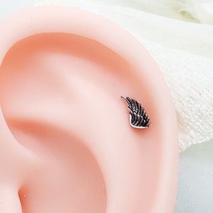 16G Antique Cute Tiny Wing Surgical Steel Earring Cartilage/ Conch ...
