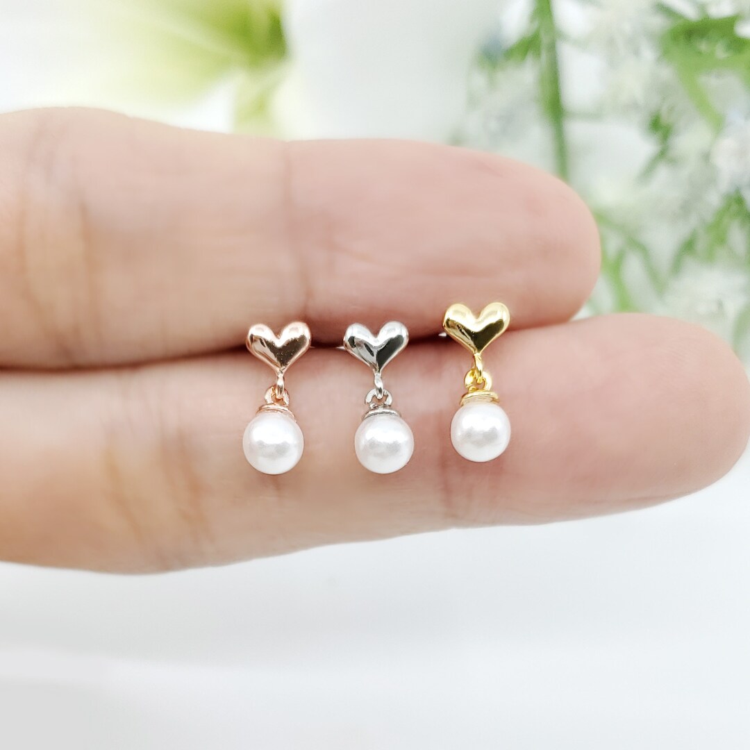 16G Heart Dangle Pearl Earring Piercing, Cubic Zirconia Cartilage ...