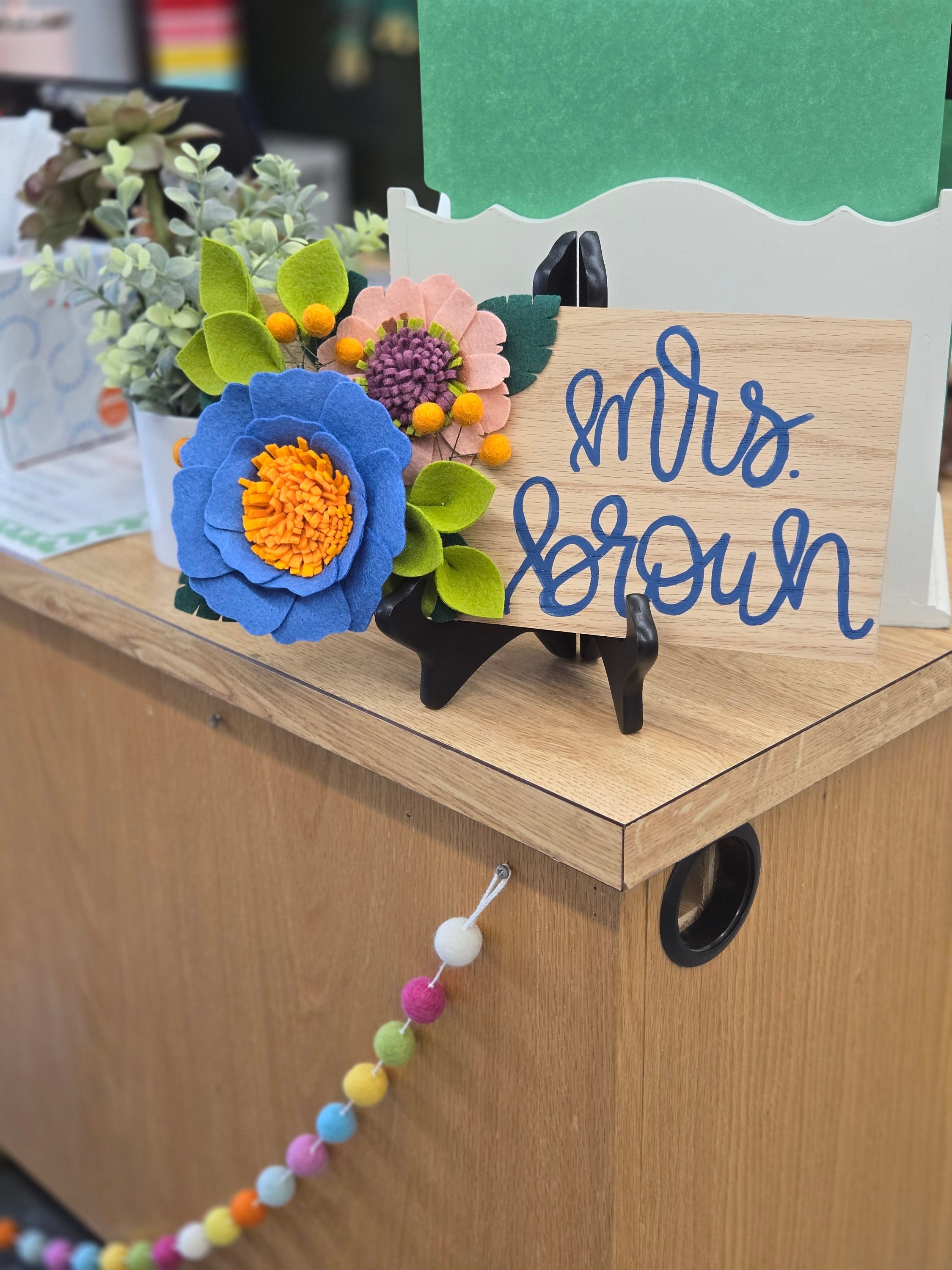 Floral Teacher Classroom Decor Personalized Felt Flower Name Sign Hand ...