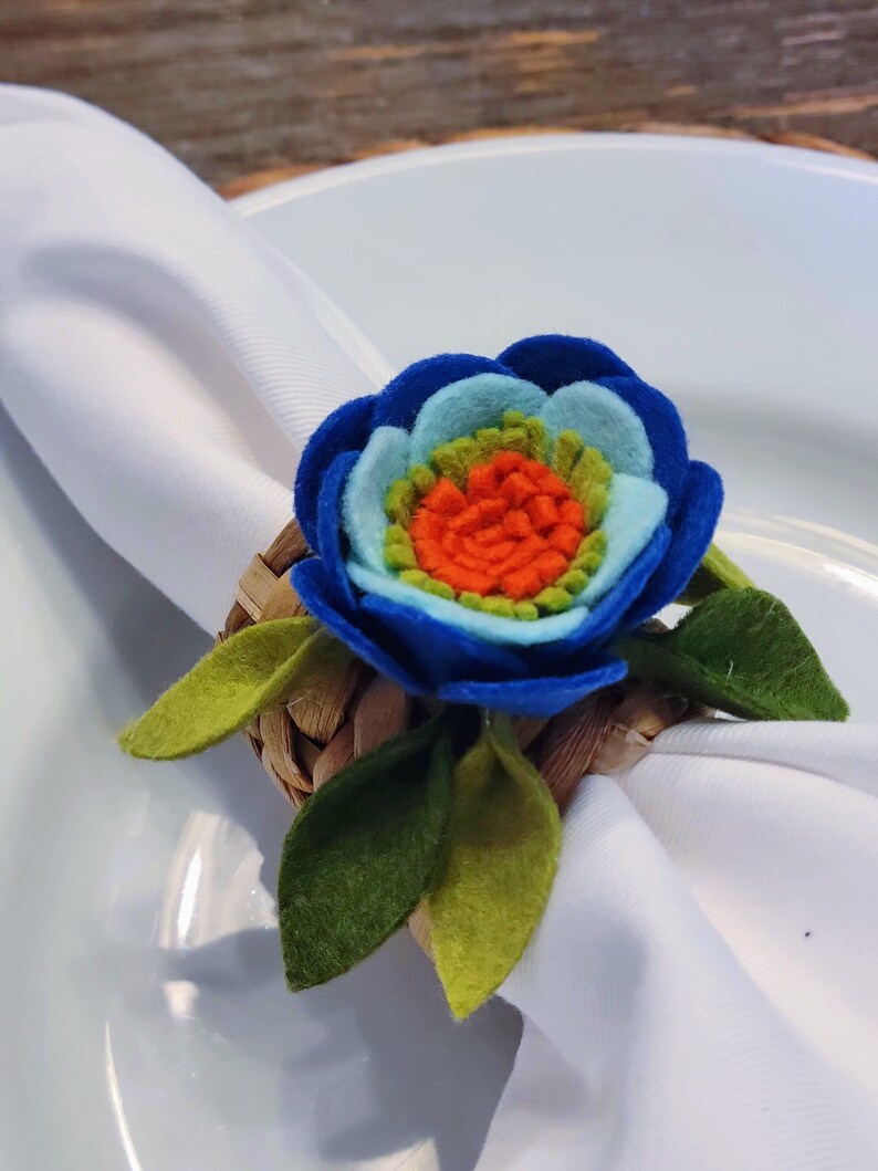 Felt Flower Napkin Rings With Flowers Colorful Wildflowers Napkin ...