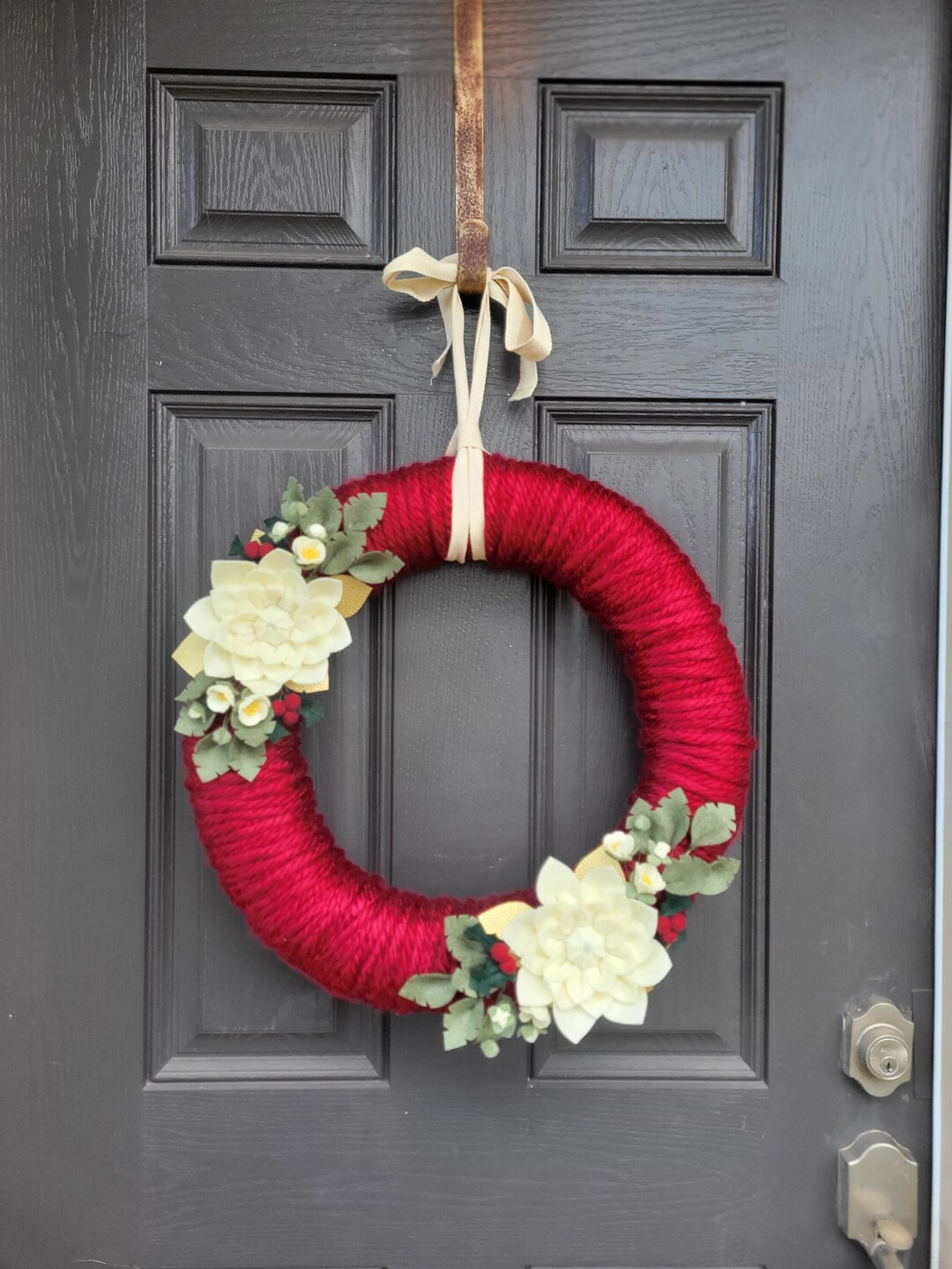 Christmas Felt Flower Yarn Wreath for Front Door Holiday - Etsy