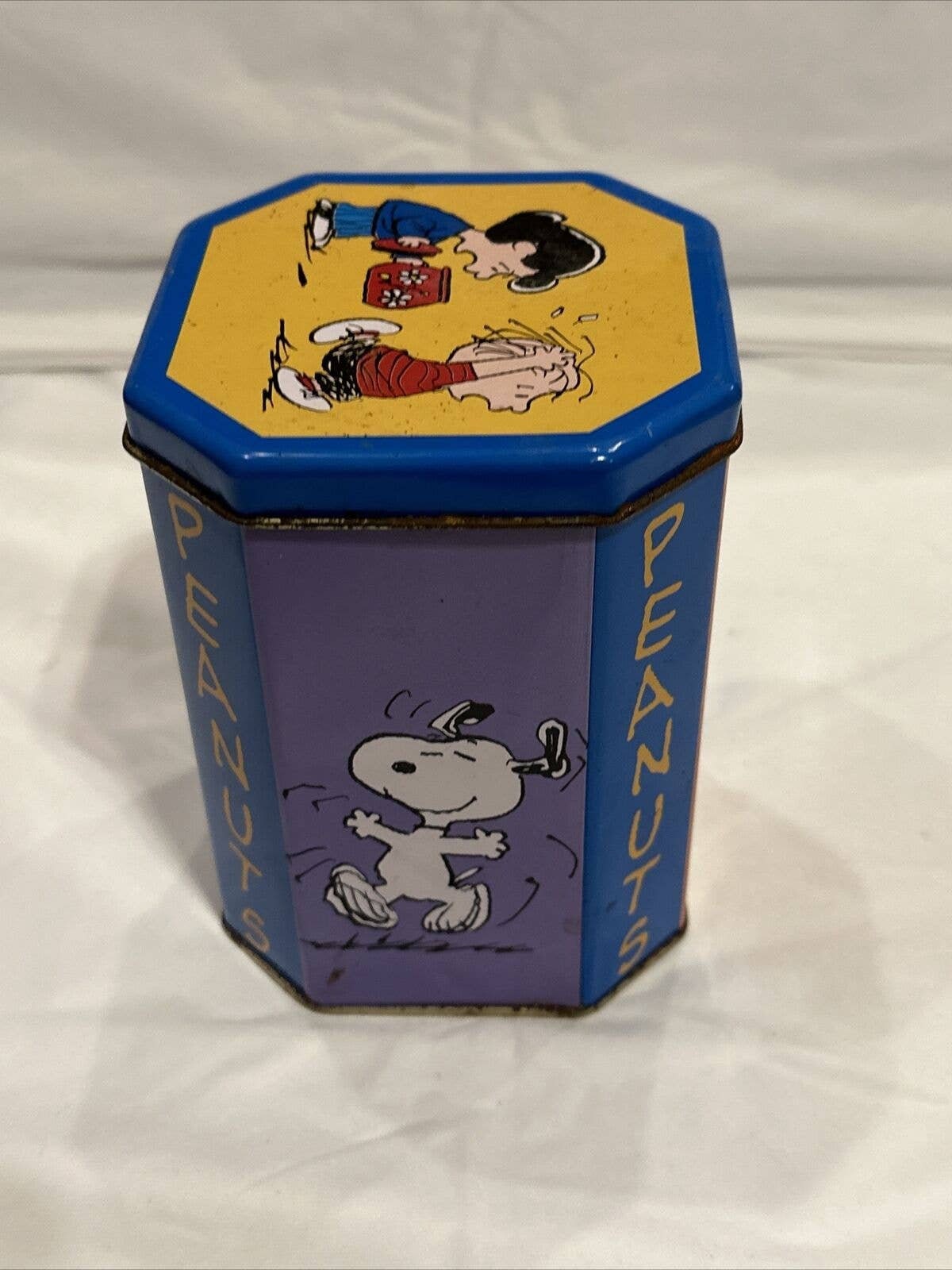 UFS Vintage PEANUTS Characters Octagon Shaped Tin - Etsy
