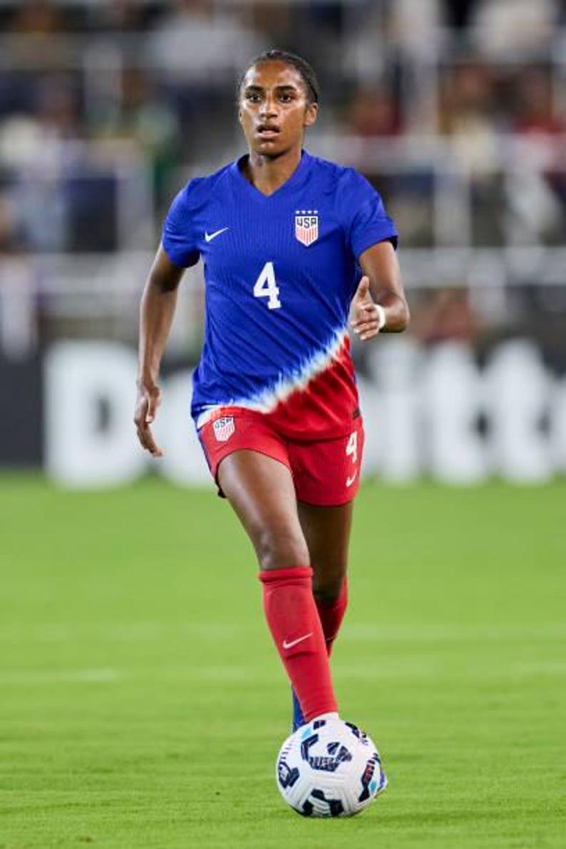 Naomi Girma Art Poster, Soccer Player Portrait Print, USWNT Sports ...
