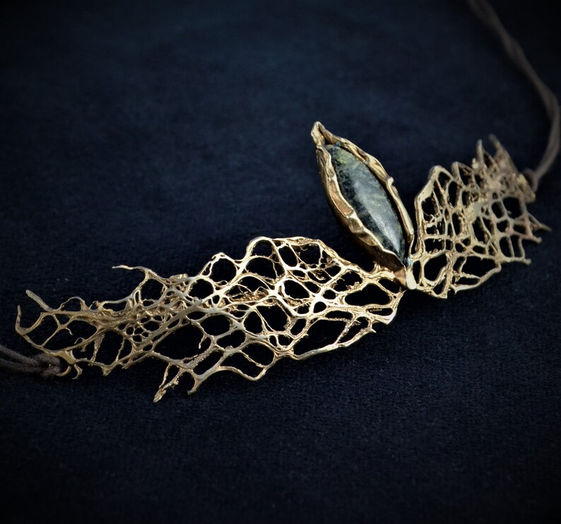 Green Cola Gemstone Bridal Forehead Jewelry, Brass Chakra Crown ...