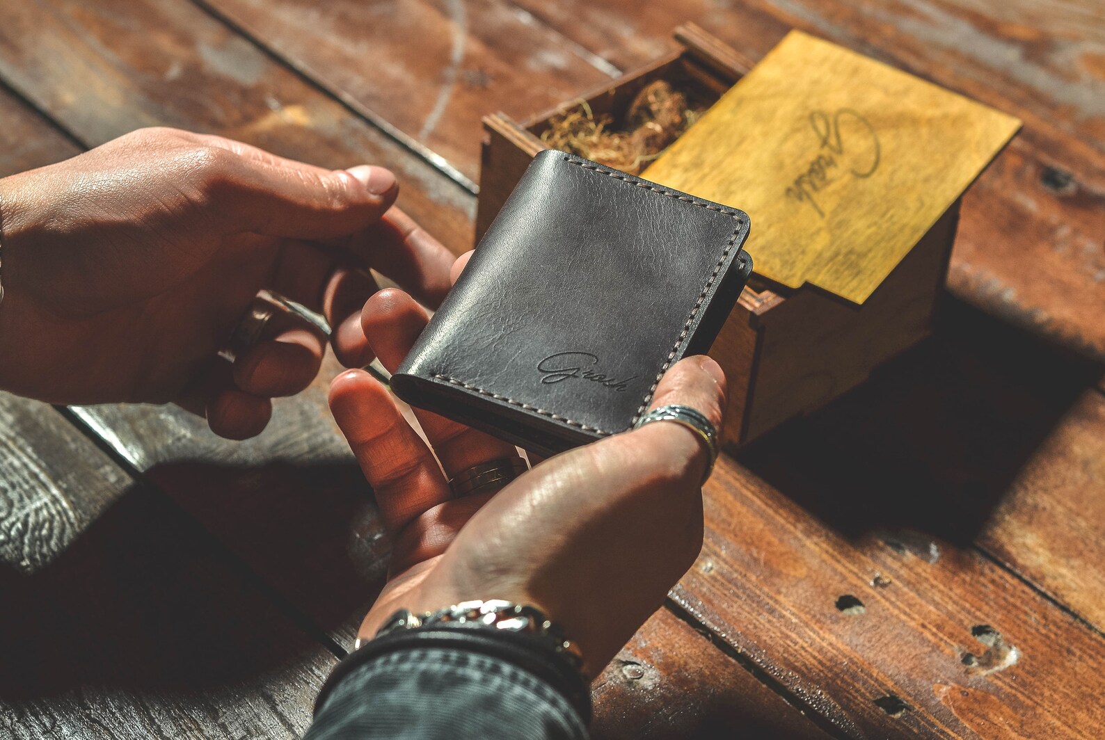 Minimalist slim leather wallet for men Personalized front | Etsy