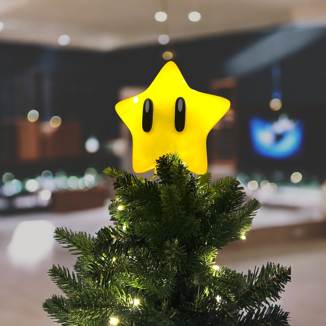 Super Mario-inspired Power Star Tree Topper & Desk Light – Gamer ...