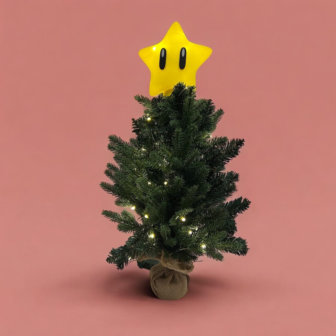 Super Mario-inspired Power Star Tree Topper & Desk Light – Gamer ...