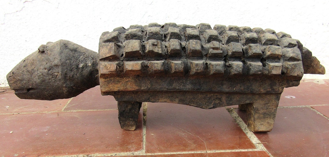 African Dogon Statue, Spirit Animal, a Hedgehog or Crocodile?, Mali ...