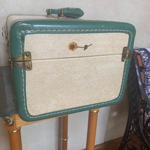 Upcycled Vintage 1960s Globester Train Travel Cosmetic Case Summer ...