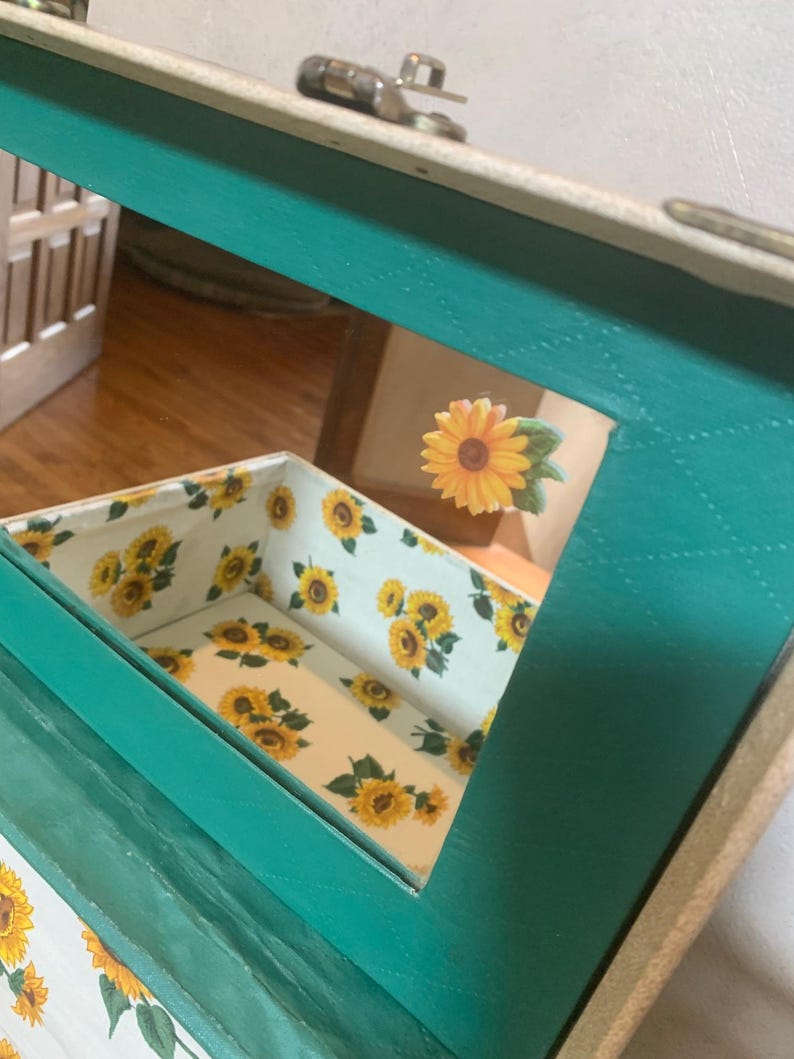 Upcycled Vintage 1960s Globester Train Travel Cosmetic Case Summer ...