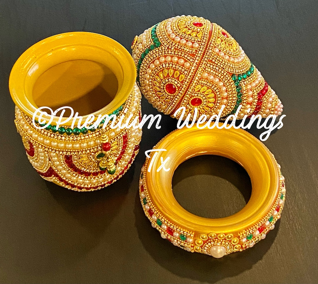 Red Green Kalash With Coconut,gold Base Rhinestone Decorated Kalash ...