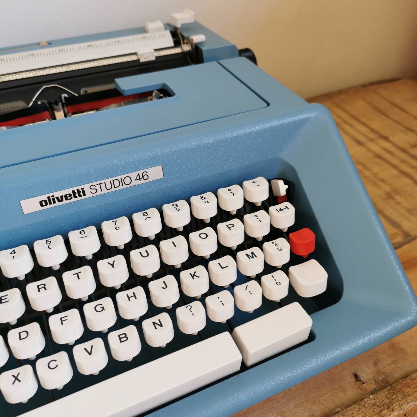 OLIVETTI STUDIO 46 Typewriter in Perfect Working Order Mint - Etsy