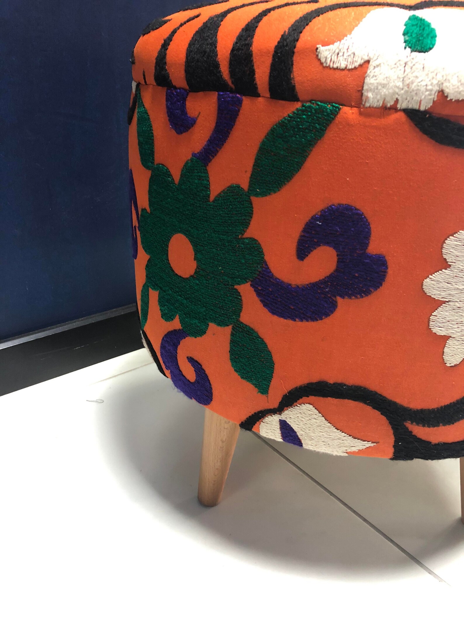 Orange Decorative Pouf, Vintage Suzani Desigenr Pouf, Ottoman, Handmade ...