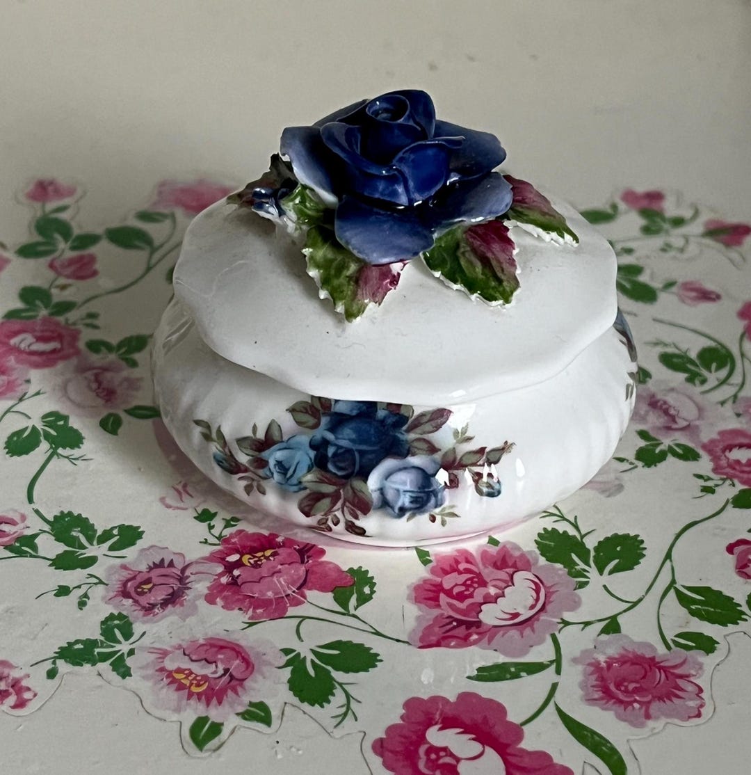 Royal Albert Moonlight Rose Pill Box, Box With Lid, Wedding Ring, Gift ...