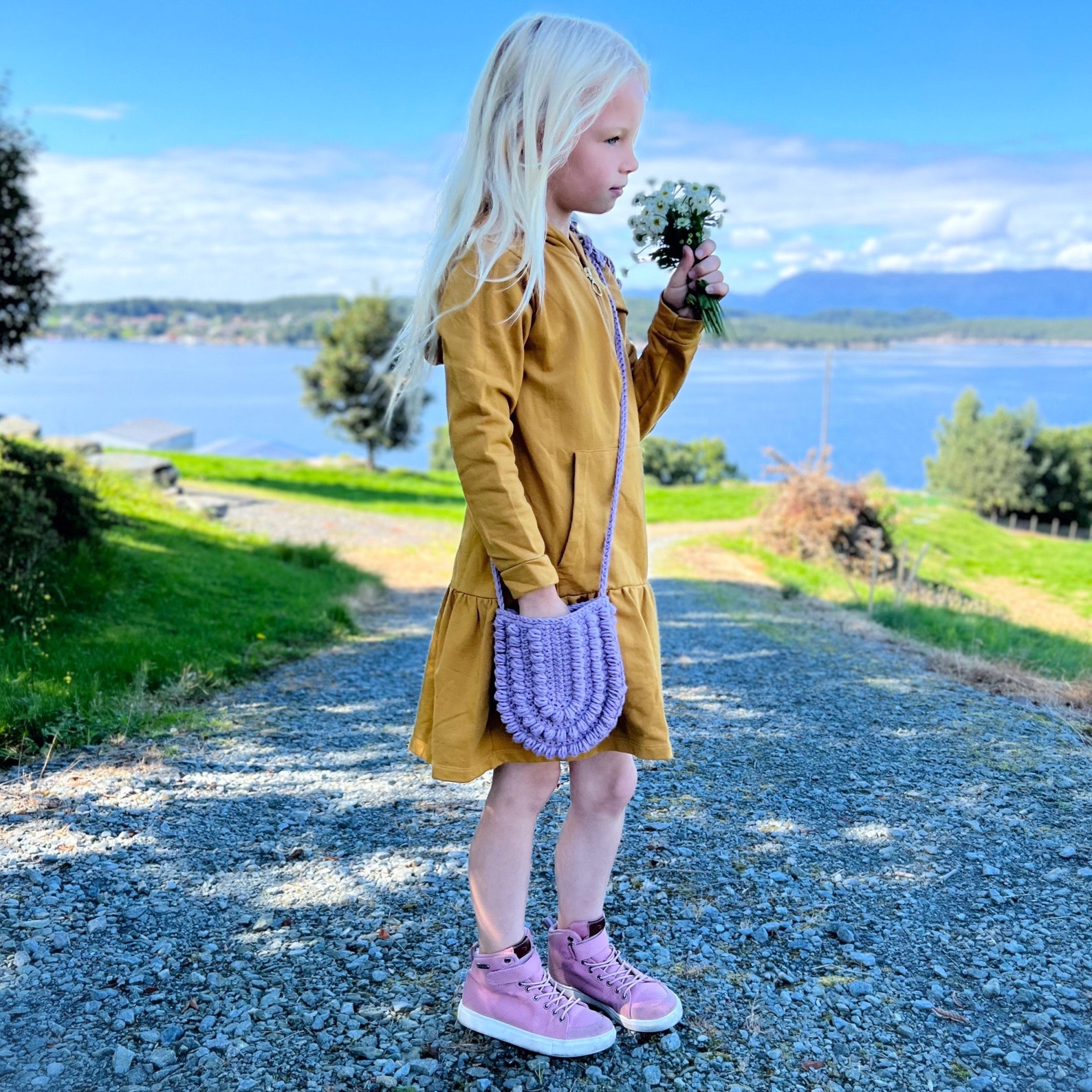 Girls Crossbody Purse Crochet Pattern, Rainbow Bag Crochet Pattern ...