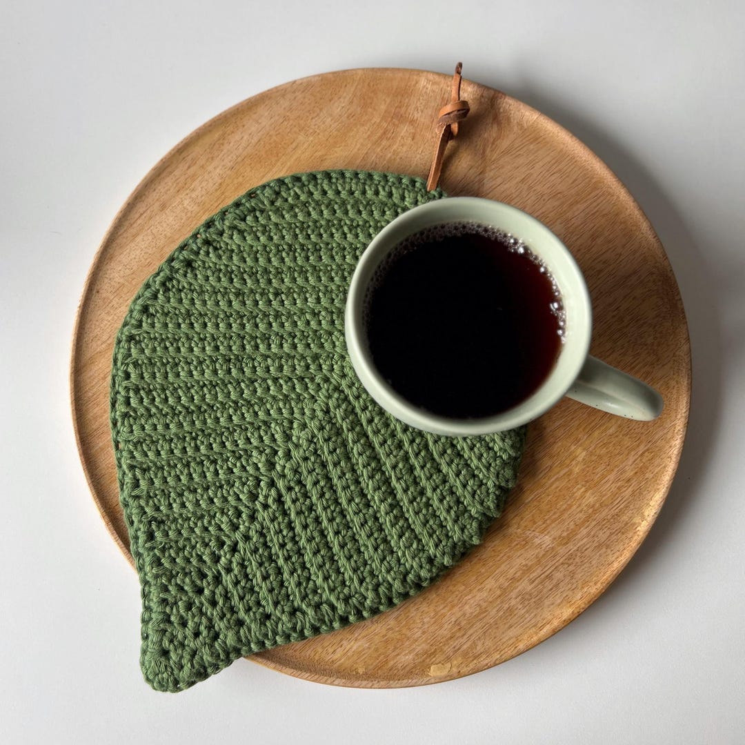 Crochet Fall Hot Pads Pattern, Leaf Pot Holders Easy Crochet Pattern ...