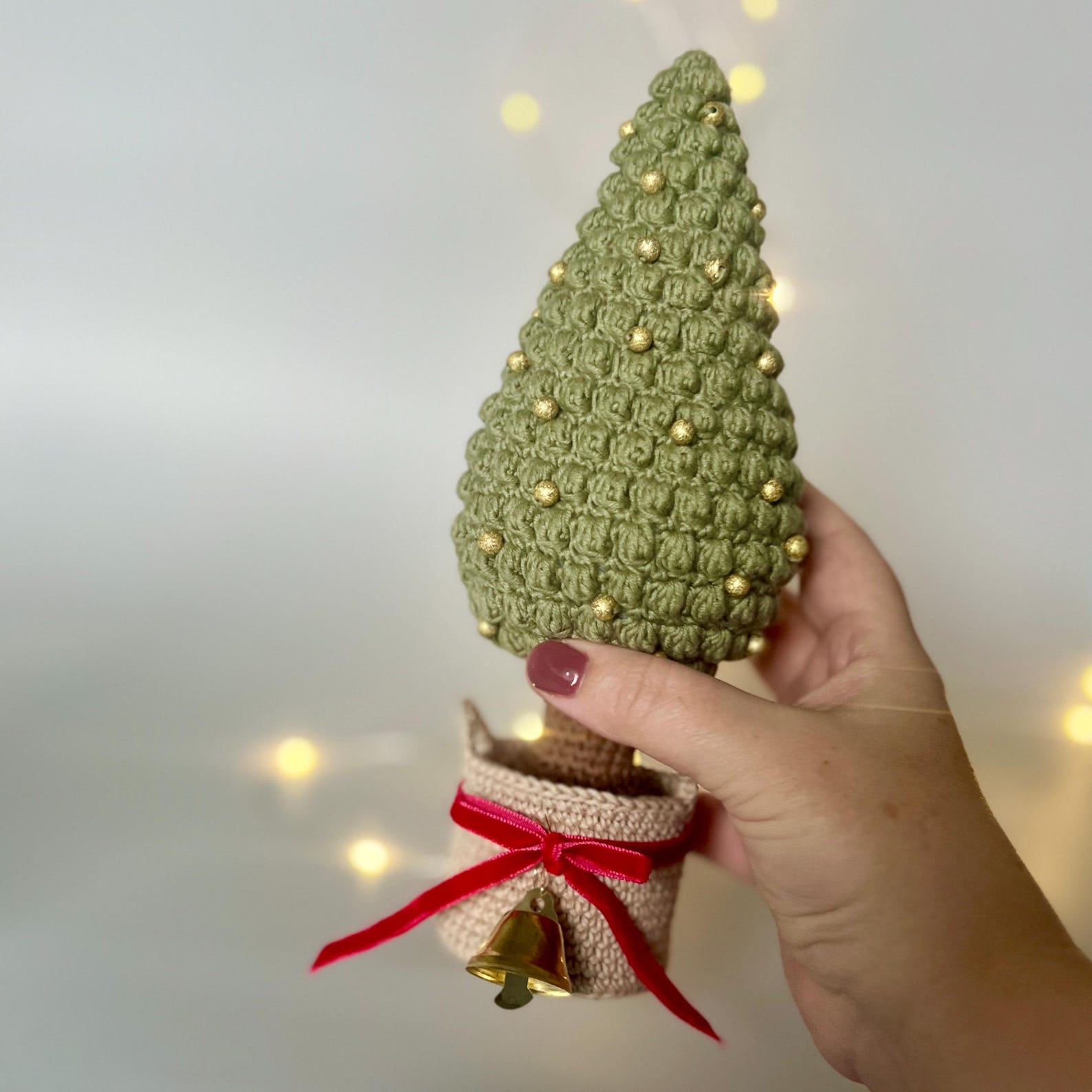 Bobble Christmas Tree Crochet Pattern, Christmas Tree in Basket ...