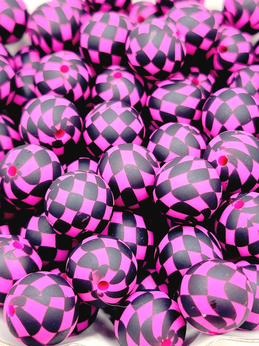 SET OF 5 or 10, Hot Pink Black Check Printed Silicone Beads, 15mm Print ...