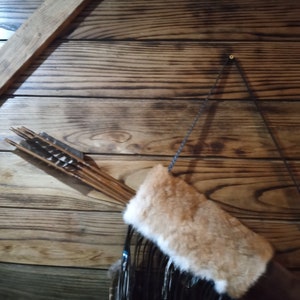 Decorative Quiver With 5 Pcs 33" Functional Traditional Arrows Wall ...