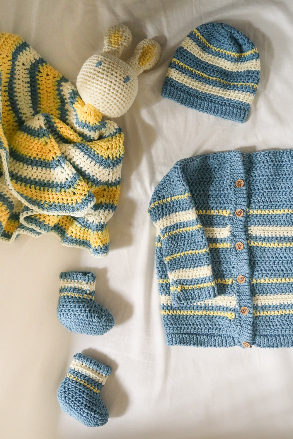 Baby Crochet Patterns, Newborn Set Including Booties, Hat, Sweater ...