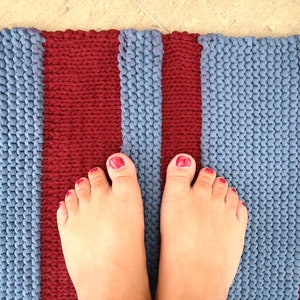 Chunky Knit Rug Pattern - Easy Knitted Rug T Shirt Yarn Pattern for ...