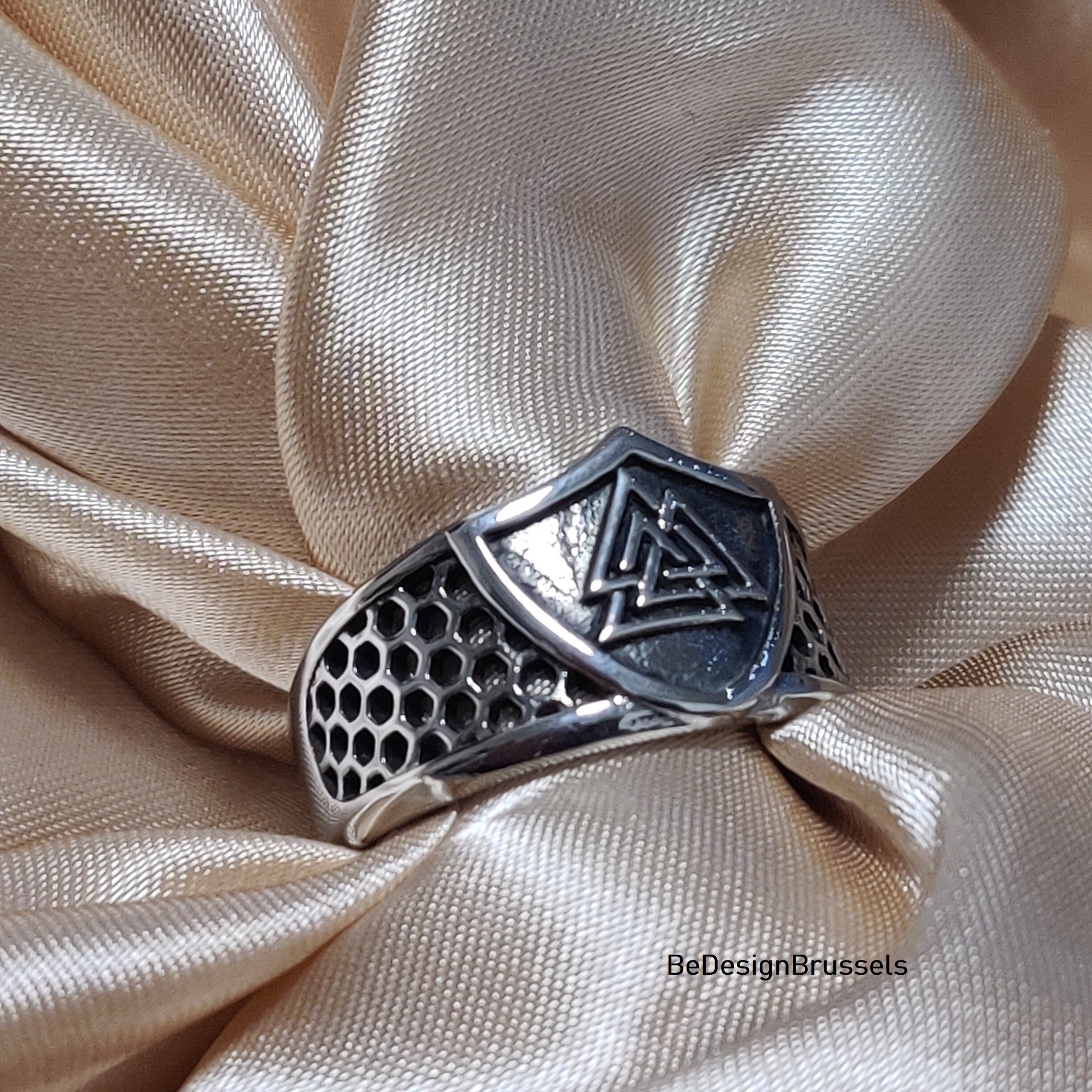Norse Valknut Ring | Etsy