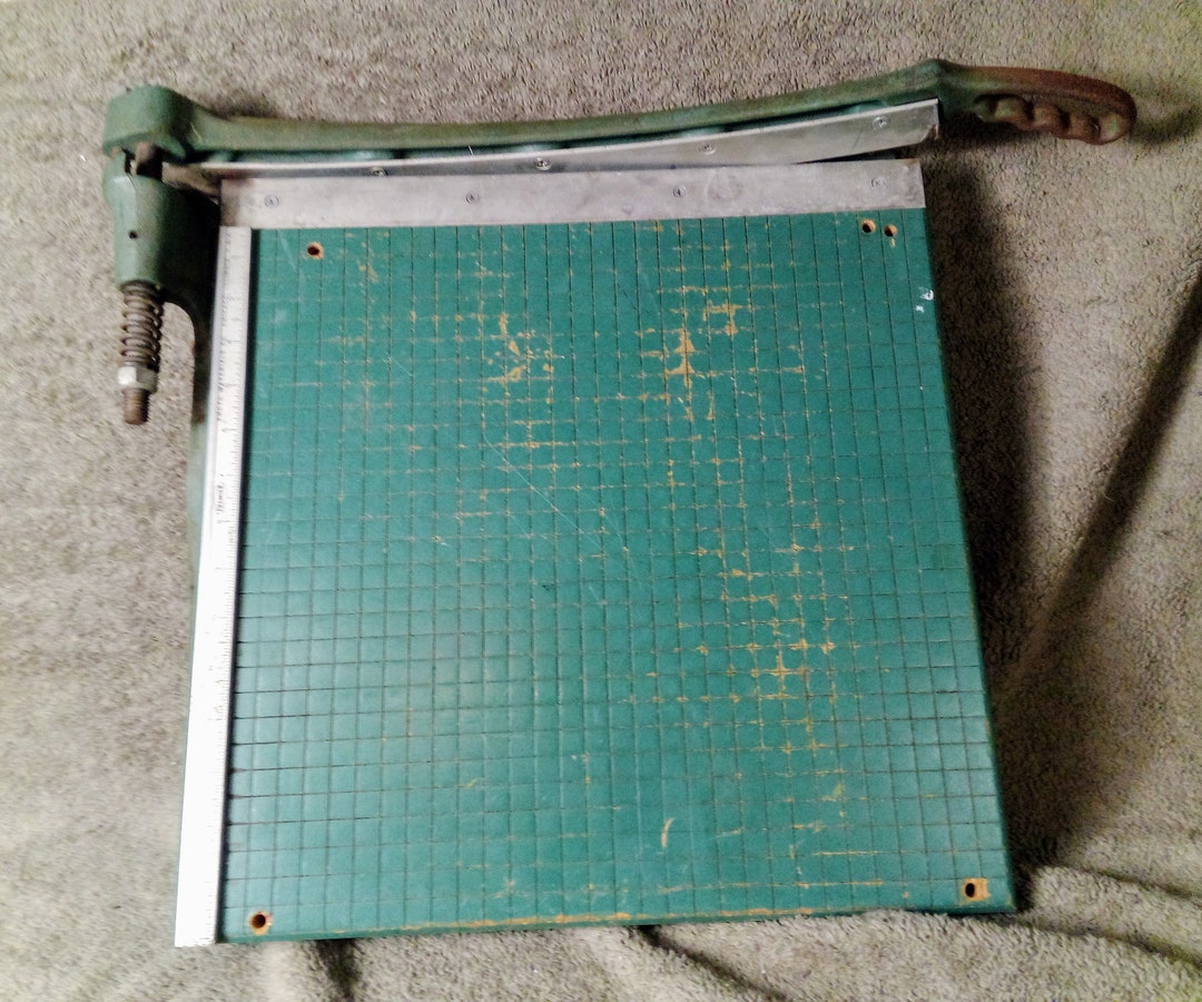 Vintage Paper Cutter by Premier 18 Blade Works Great - Etsy