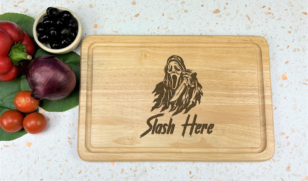 Scream Slash Here Horror Engraved Wooden Chopping Board Funny Cooking ...