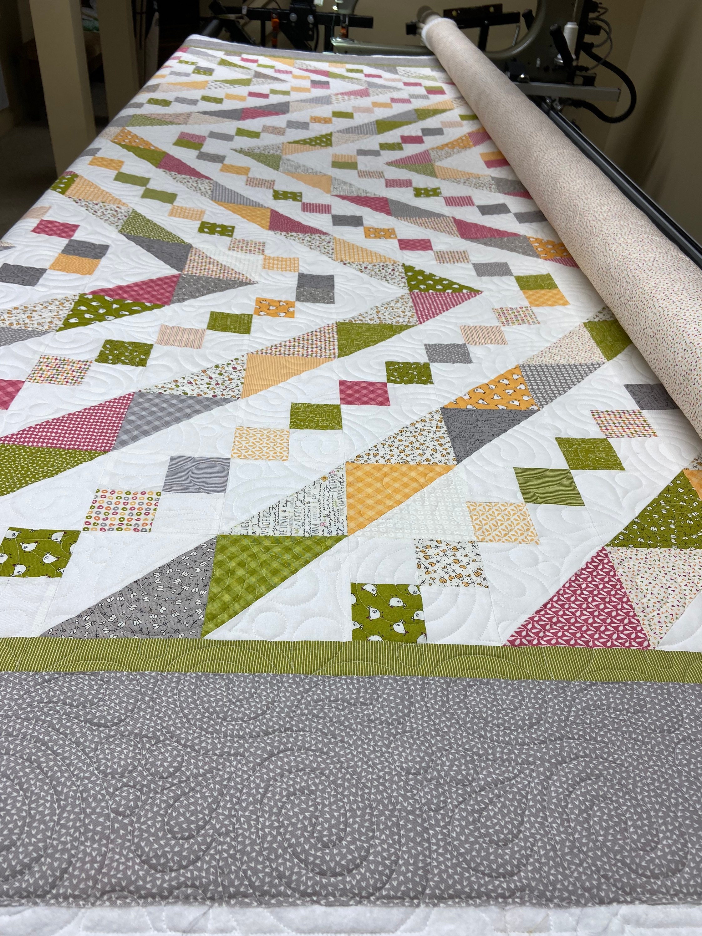 Chicken Scratch Quilt, Modern Quilt, Spring Quilt, Sweetwater, Handmade ...