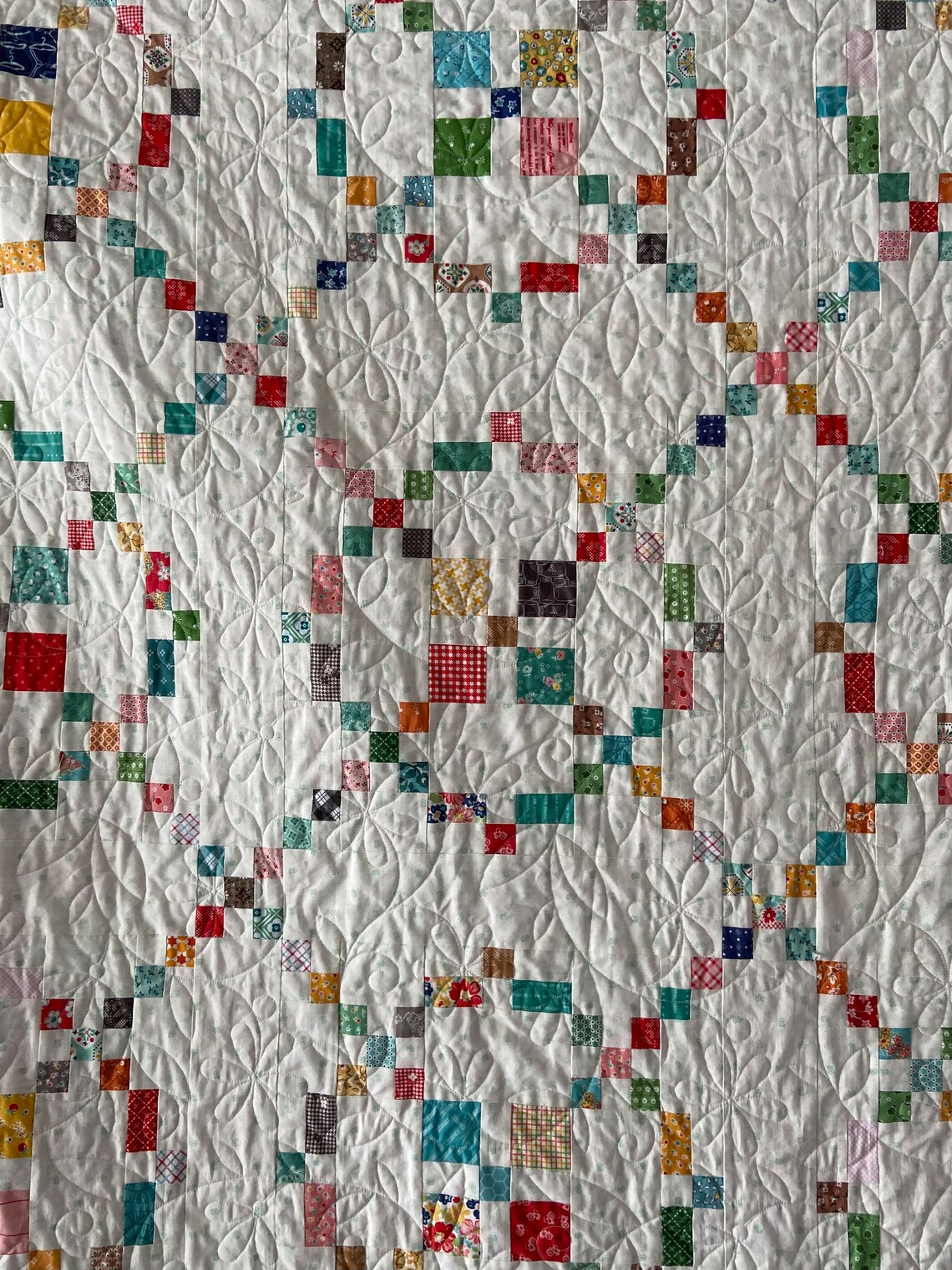 Burgoyne Surrounded Quilt, Modern, Traditional Quilt, Lori Holt Fabric - Etsy