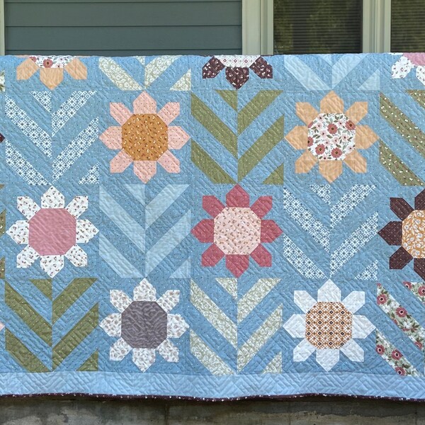 Handmade Quilt - Etsy