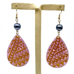 Polynesian Island Tribal Earring Set - Resin Embossed With Pearl ...