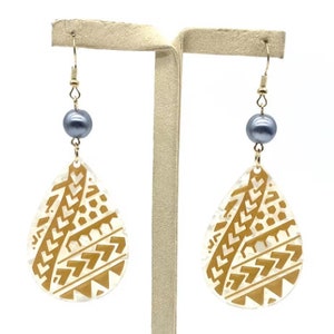 Polynesian Island Tribal Earring Set - Resin Embossed With Pearl ...
