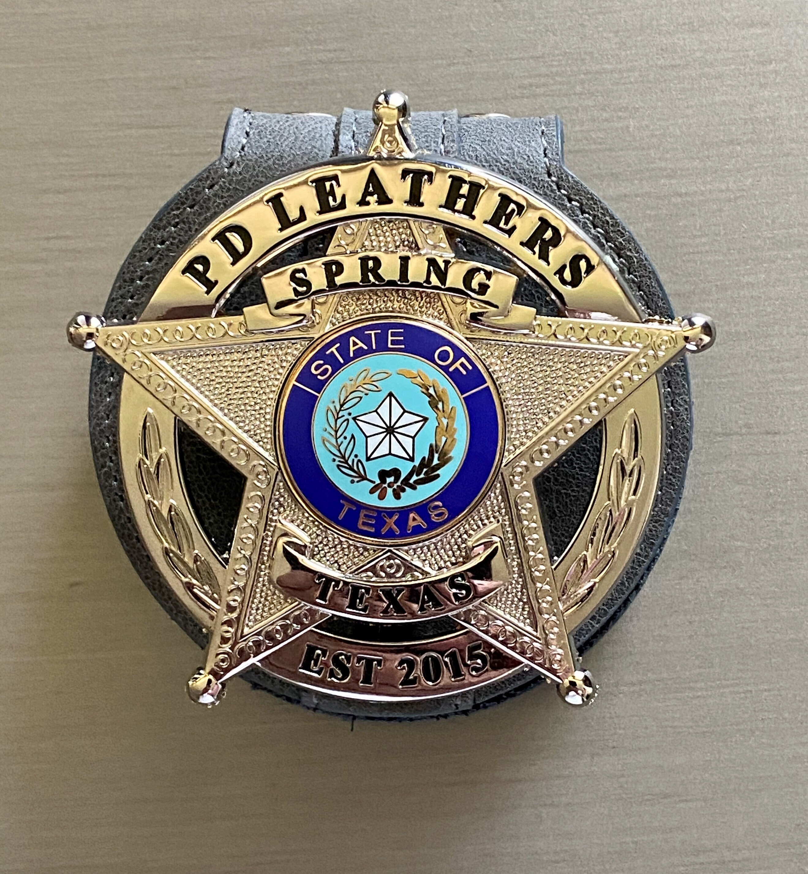 Gray Full Grain Leather Round Police Badge Holder Belt Clip - Etsy